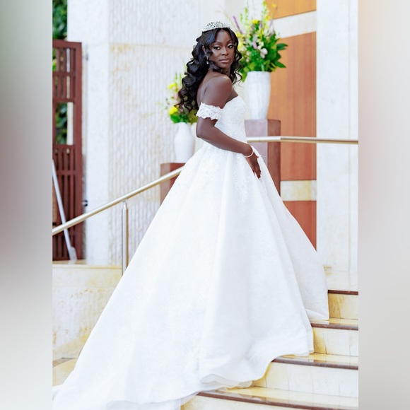 Winnie Couture | Dresses | Winnie Couture Wedding Dress White | Poshmark